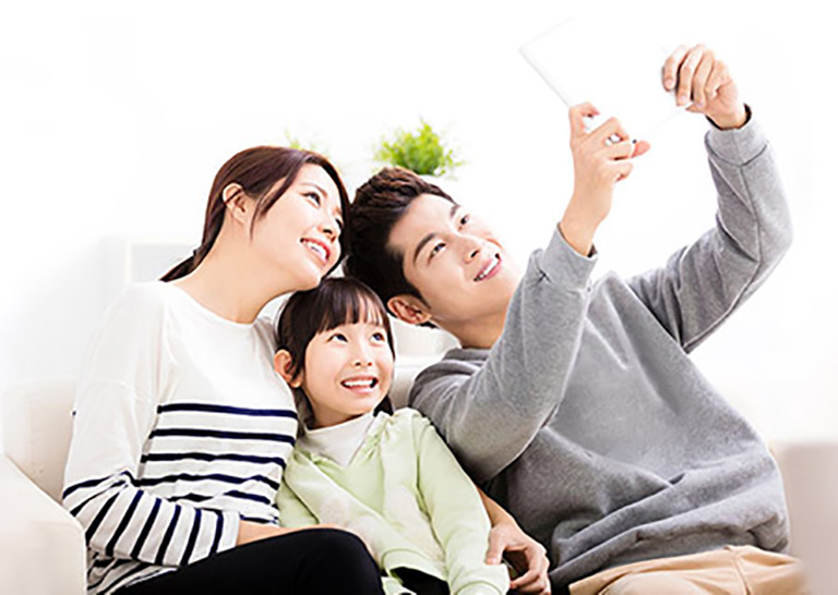 UltraSpeed 5Gbps WiFi 7 HB710